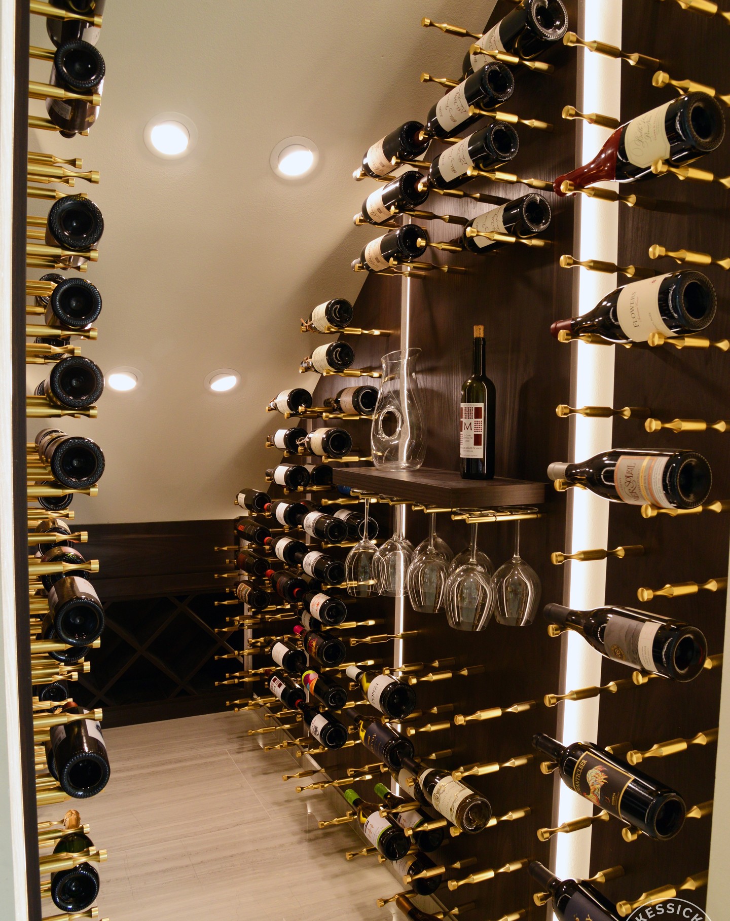 Commercial Wine Display Cabinets - Modern Wall Wine Panels